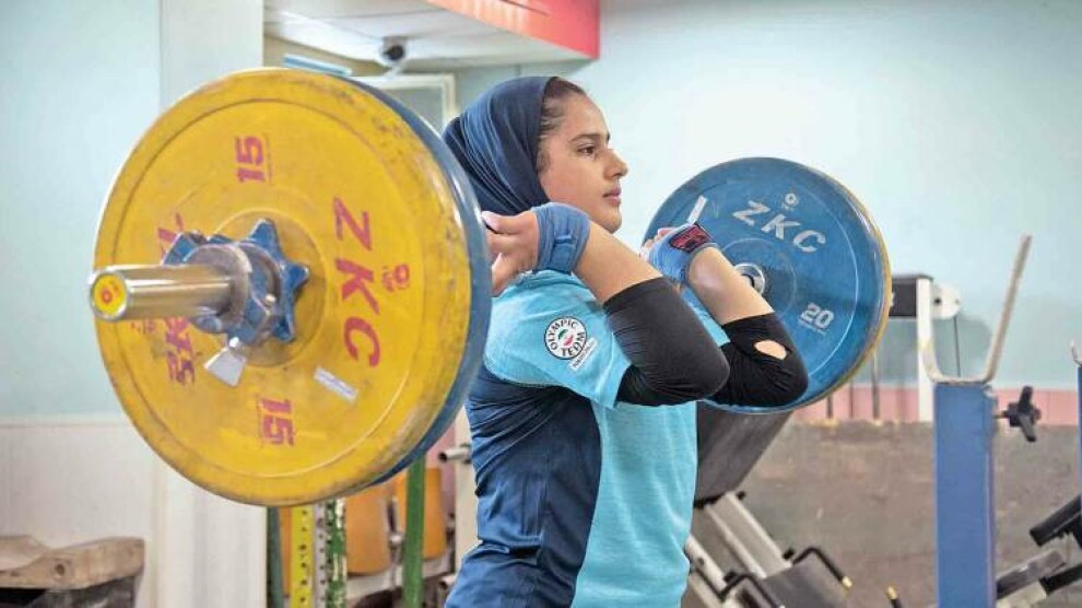 JINHAGENCY | Yekta Jamali: First Iranian woman wins medal in weightlifting