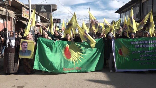 JINHAGENCY | Jinan bi daxwaza azadiya fîzîkî ya Abdullah Ocalan daketin ...