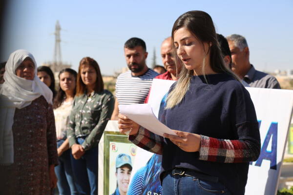 JINHAGENCY | Gazeteci Dilîşan Îbîş "Jin, jiyan, azadî" sloganlarıyla anıldı