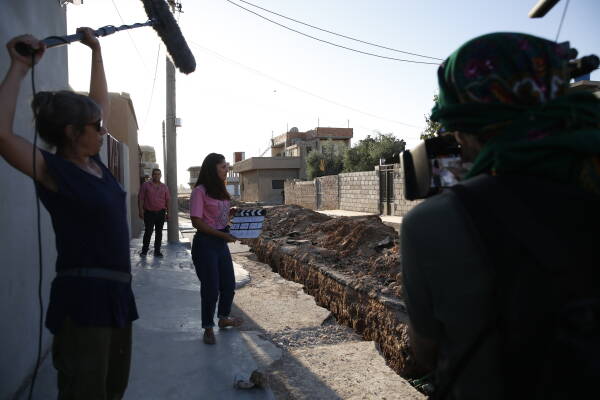 JINHAGENCY | Sînemager Safînaz Evdikê: Şoreş rê vekir