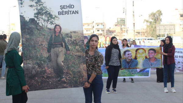 JINHAGENCY | Jin ji bo Bêrîtan Hêvî meşiyan