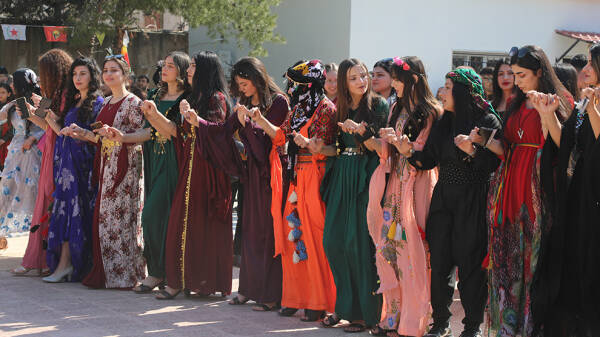 JINHAGENCY | Li Zanîngeha Rojava şahiya 8’ê Adarê hat lidarxistin