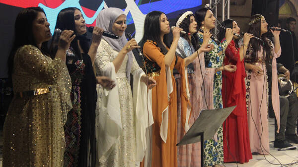 JINHAGENCY | Di bin şert û mercên herî giran de hunera Kurdî parastin