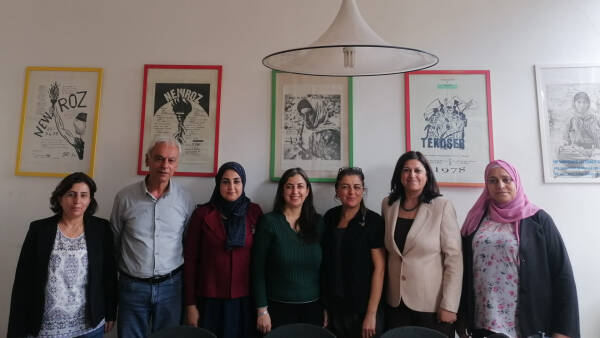 JINHAGENCY | NE Syria’s women delegation highlights jineology in ...