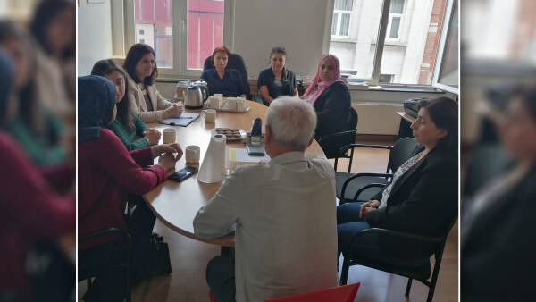 JINHAGENCY | NE Syria’s women delegation highlights jineology in ...